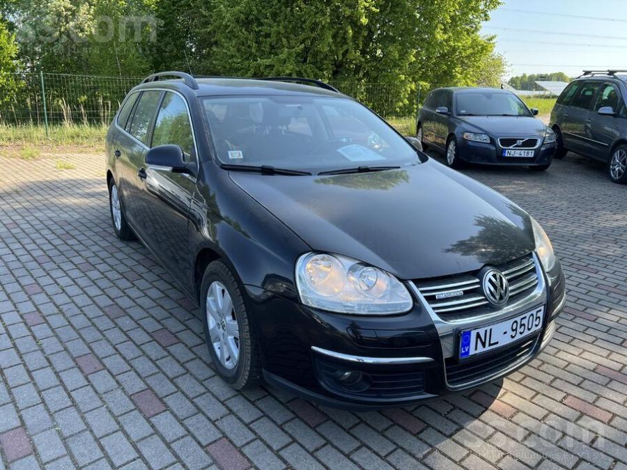 Black Volkswagen Golf 2009 in Talsi, with an engine capacity of 1.90 L and mileage of 250 thousand km for 3300 €, photo 1 on AUTOMOTO.COM.LV