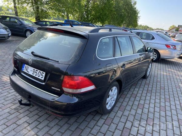 Black Volkswagen Golf 2009 in Talsi, with an engine capacity of 1.90 L and mileage of 250 thousand km for 3300 €, photo 5 on AUTOMOTO.COM.LV