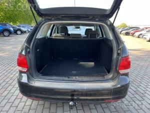 Black Volkswagen Golf 2009 in Talsi, with an engine capacity of 1.90 L and mileage of 250 thousand km for 3300 €, photo 8 on AUTOMOTO.COM.LV