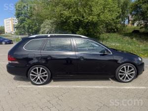 Melns Volkswagen Golf 2009 Saldus, ar dzinēja tilpumu 2.00 L un nobraukumu 311 tūkst. km par 4590 €, foto 6 vietnē AUTOMOTO.COM.LV