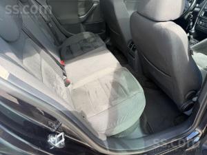 Melns Volkswagen Golf 2009 Saldus, ar dzinēja tilpumu 2.00 L un nobraukumu 311 tūkst. km par 4590 €, foto 12 vietnē AUTOMOTO.COM.LV