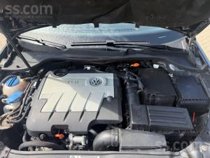 Melns Volkswagen Golf 2009 Saldus, ar dzinēja tilpumu 2.00 L un nobraukumu 311 tūkst. km par 4590 €, foto 18 vietnē AUTOMOTO.COM.LV