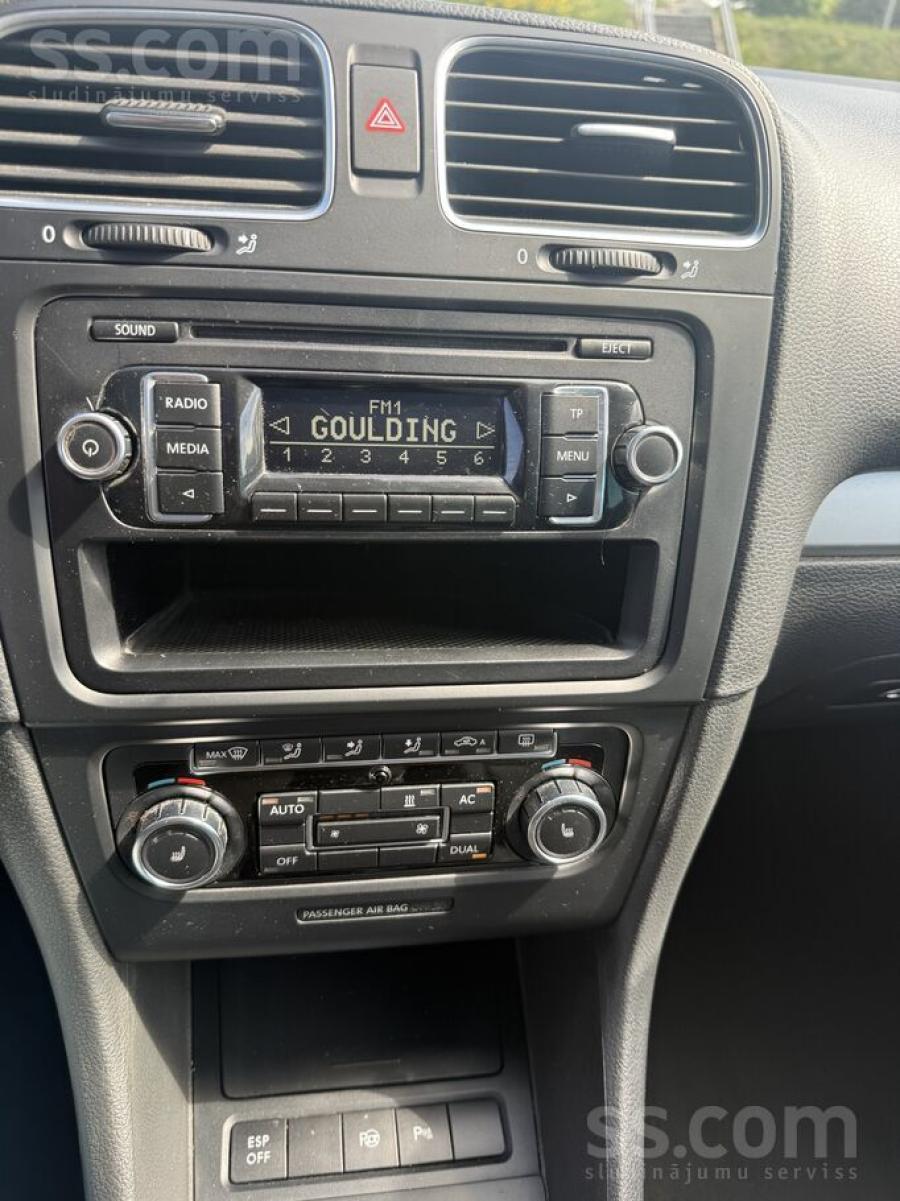 Melns Volkswagen Golf 2009 Saldus, ar dzinēja tilpumu 2.00 L un nobraukumu 311 tūkst. km par 4590 €, foto 19 vietnē AUTOMOTO.COM.LV