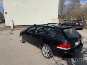 Black Volkswagen Golf 2009 in Cesis, with an engine capacity of 1.90 L and mileage of 323 thousand km for 1700 €, photo 4 on AUTOMOTO.COM.LV