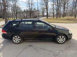 Black Volkswagen Golf 2009 in Cesis, with an engine capacity of 1.90 L and mileage of 323 thousand km for 1700 €, photo 6 on AUTOMOTO.COM.LV