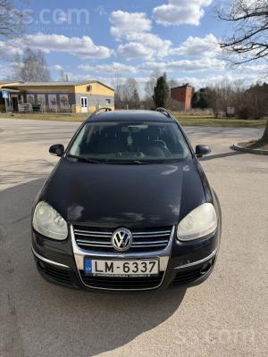 Black Volkswagen Golf 2009 in Cesis, with an engine capacity of 1.90 L and mileage of 323 thousand km for 1700 €, photo 7 on AUTOMOTO.COM.LV