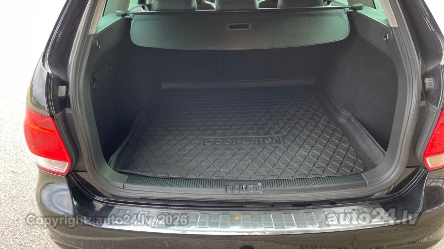 Melns Volkswagen Golf 2009 Tallina, ar dzinēja tilpumu 2.00 L un nobraukumu 246 tūkst. km par 5999 €, foto 16 vietnē AUTOMOTO.COM.LV