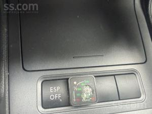 Black Volkswagen Golf 2009 in Saldus, with an engine capacity of 1.60 L and mileage of 297 thousand km for 3590 €, photo 17 on AUTOMOTO.COM.LV