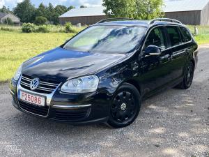 Melns Volkswagen Golf 2009 Marijampole, ar dzinēja tilpumu 1.90 L un nobraukumu 262 tūkst. km par 1950 €, foto  vietnē AUTOMOTO.COM.LV