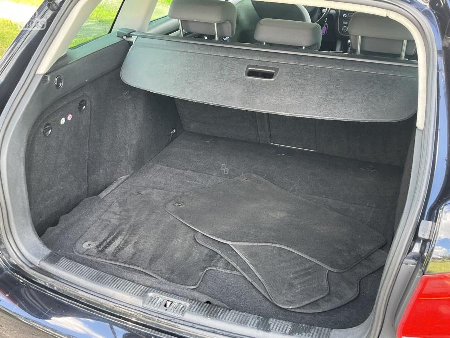 Melns Volkswagen Golf 2009 Marijampole, ar dzinēja tilpumu 1.90 L un nobraukumu 262 tūkst. km par 1950 €, foto 17 vietnē AUTOMOTO.COM.LV