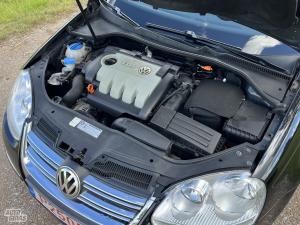 Melns Volkswagen Golf 2009 Marijampole, ar dzinēja tilpumu 1.90 L un nobraukumu 262 tūkst. km par 1950 €, foto 18 vietnē AUTOMOTO.COM.LV