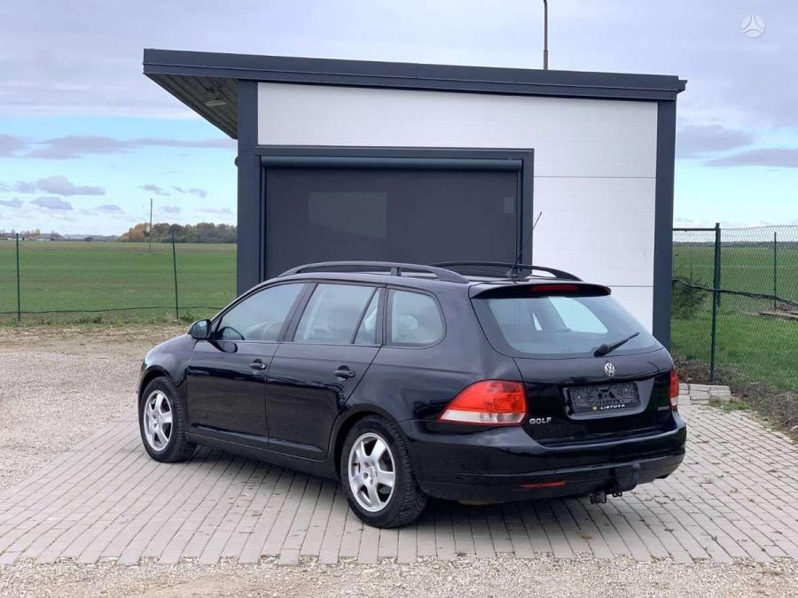 Melns Volkswagen Golf 2009 Kėdainiai, ar dzinēja tilpumu 1.90 L un nobraukumu 181 tūkst. km par 2800 €, foto 7 vietnē AUTOMOTO.COM.LV