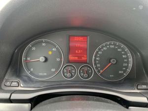 Melns Volkswagen Golf 2009 Kėdainiai, ar dzinēja tilpumu 1.90 L un nobraukumu 181 tūkst. km par 2800 €, foto 15 vietnē AUTOMOTO.COM.LV