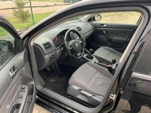 Melns Volkswagen Golf 2009 Kėdainiai, ar dzinēja tilpumu 1.90 L un nobraukumu 181 tūkst. km par 2800 €, foto 23 vietnē AUTOMOTO.COM.LV