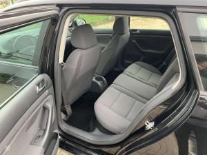 Melns Volkswagen Golf 2009 Kėdainiai, ar dzinēja tilpumu 1.90 L un nobraukumu 181 tūkst. km par 2800 €, foto 24 vietnē AUTOMOTO.COM.LV