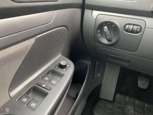 Melns Volkswagen Golf 2009 Kėdainiai, ar dzinēja tilpumu 1.90 L un nobraukumu 181 tūkst. km par 2800 €, foto 26 vietnē AUTOMOTO.COM.LV