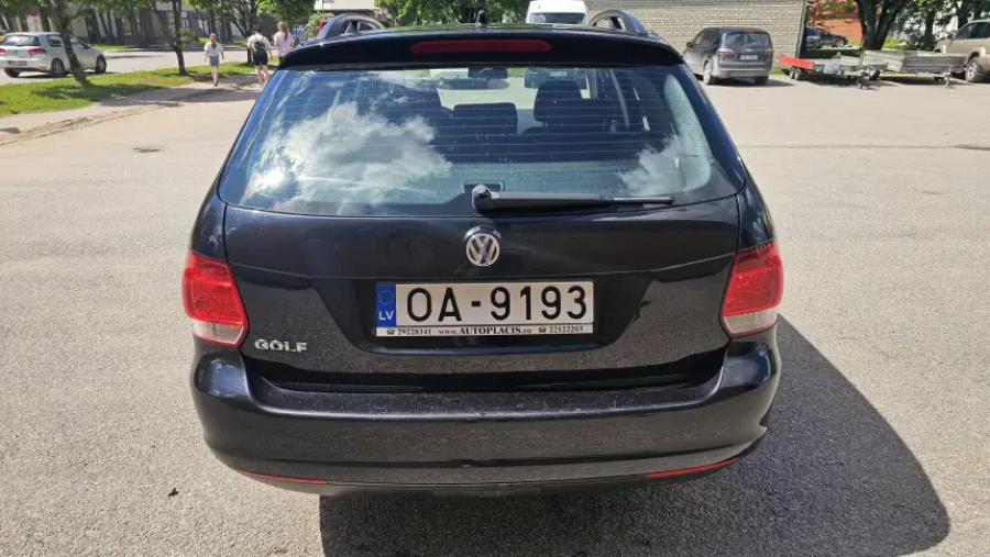 Melns Volkswagen Golf 2009 Rīga, ar dzinēja tilpumu 1.40 L un nobraukumu 227 tūkst. km par 3950 €, foto 7 vietnē AUTOMOTO.COM.LV
