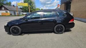Melns Volkswagen Golf 2009 Rīga, ar dzinēja tilpumu 1.40 L un nobraukumu 227 tūkst. km par 3950 €, foto 9 vietnē AUTOMOTO.COM.LV