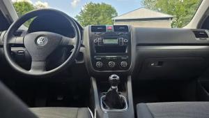 Melns Volkswagen Golf 2009 Rīga, ar dzinēja tilpumu 1.40 L un nobraukumu 227 tūkst. km par 3950 €, foto 16 vietnē AUTOMOTO.COM.LV