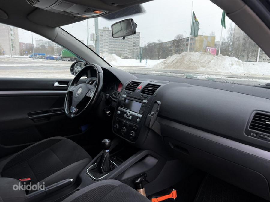 Melns Volkswagen Golf 2009 Narva, ar dzinēja tilpumu 1.90 L un nobraukumu 384 tūkst. km par 1999 €, foto 10 vietnē AUTOMOTO.COM.LV