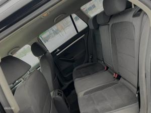 Melns Volkswagen Golf 2009 Narva, ar dzinēja tilpumu 1.90 L un nobraukumu 384 tūkst. km par 1999 €, foto 21 vietnē AUTOMOTO.COM.LV