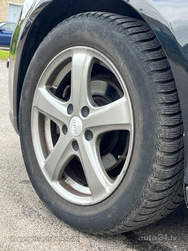 Melns Volkswagen Golf 2009 Narva, ar dzinēja tilpumu 1.90 L un nobraukumu 383 tūkst. km par 1699 €, foto 9 vietnē AUTOMOTO.COM.LV