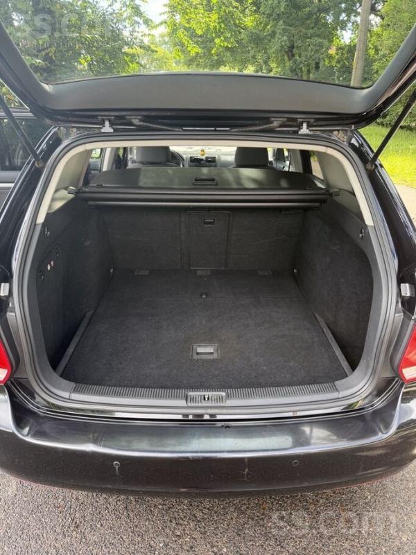 Black Volkswagen Golf 2009 in Riga, with an engine capacity of 1.90 L and mileage of 258 thousand km for 2750 €, photo 7 on AUTOMOTO.COM.LV