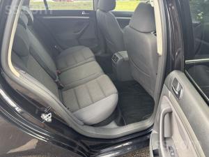 Melns Volkswagen Golf 2009 Rīga, ar dzinēja tilpumu 1.90 L un nobraukumu 258 tūkst. km par 2750 €, foto 10 vietnē AUTOMOTO.COM.LV