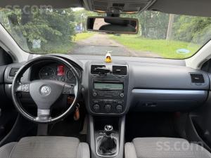Melns Volkswagen Golf 2009 Rīga, ar dzinēja tilpumu 1.90 L un nobraukumu 258 tūkst. km par 2750 €, foto 13 vietnē AUTOMOTO.COM.LV