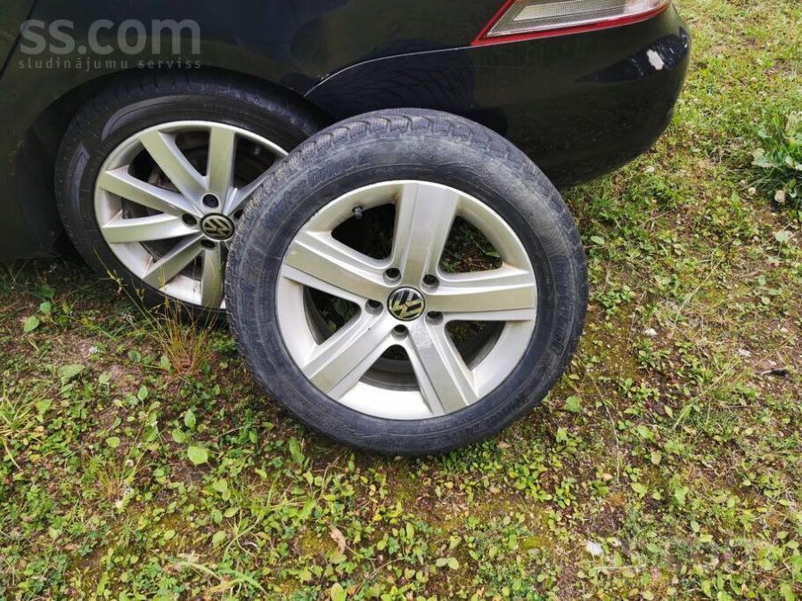Melns Volkswagen Golf 2009 Rīga, ar dzinēja tilpumu 2.00 L un nobraukumu 370 tūkst. km par 2400 €, foto 11 vietnē AUTOMOTO.COM.LV