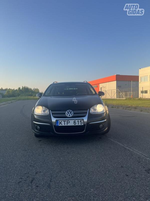 Melns Volkswagen Golf 2009 Panevēža, ar dzinēja tilpumu 1.90 L un nobraukumu 400 tūkst. km par 1470 €, foto 3 vietnē AUTOMOTO.COM.LV