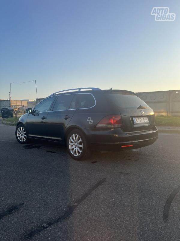 Melns Volkswagen Golf 2009 Panevēža, ar dzinēja tilpumu 1.90 L un nobraukumu 400 tūkst. km par 1470 €, foto 4 vietnē AUTOMOTO.COM.LV