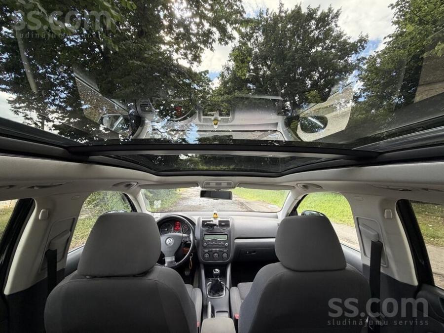 Melns Volkswagen Golf 2009 Rīga, ar dzinēja tilpumu 1.90 L un nobraukumu 258 tūkst. km par 2490 €, foto 11 vietnē AUTOMOTO.COM.LV