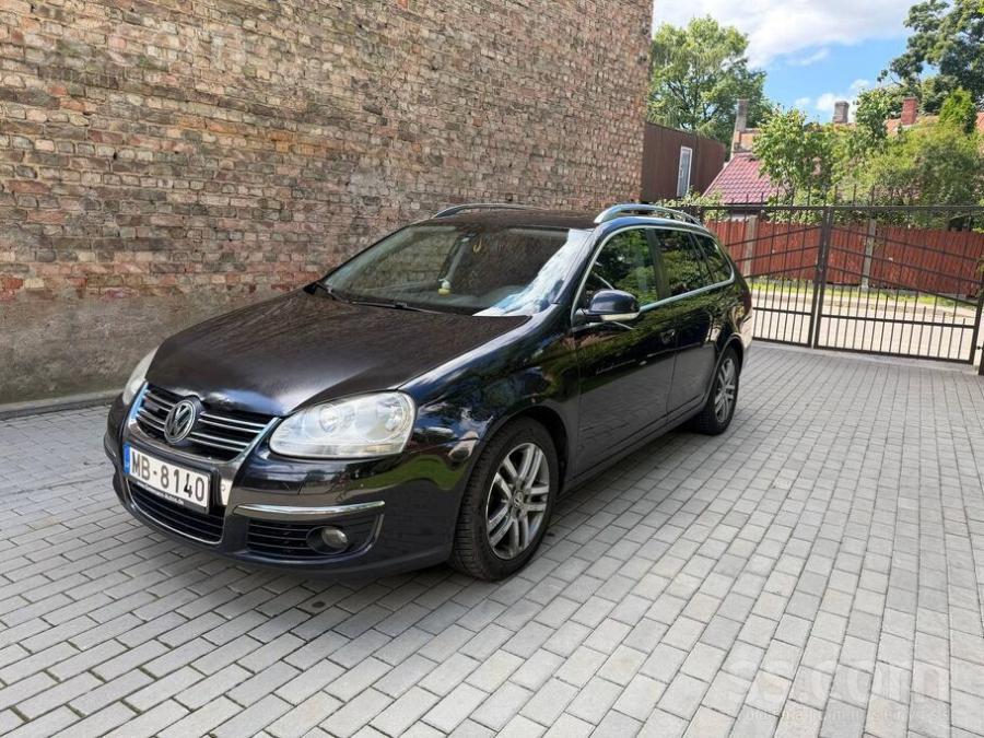 Melns Volkswagen Golf 2009 Rīga, ar dzinēja tilpumu 1.90 L un nobraukumu 259 tūkst. km par 2290 €, foto 3 vietnē AUTOMOTO.COM.LV