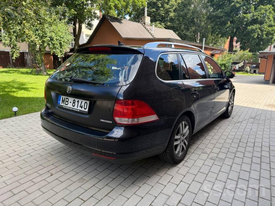 Melns Volkswagen Golf 2009 Rīga, ar dzinēja tilpumu 1.90 L un nobraukumu 259 tūkst. km par 2290 €, foto 5 vietnē AUTOMOTO.COM.LV