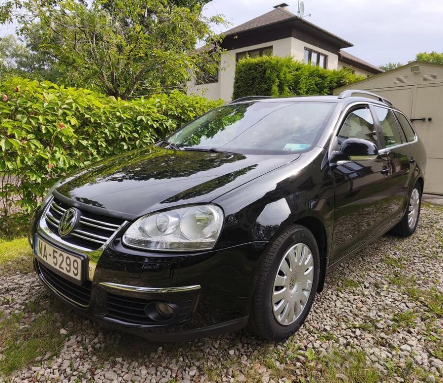 Black Volkswagen Golf 2009 in Jurmala, with an engine capacity of 2.00 L and mileage of 270 thousand km for 2100 €, photo 1 on AUTOMOTO.COM.LV