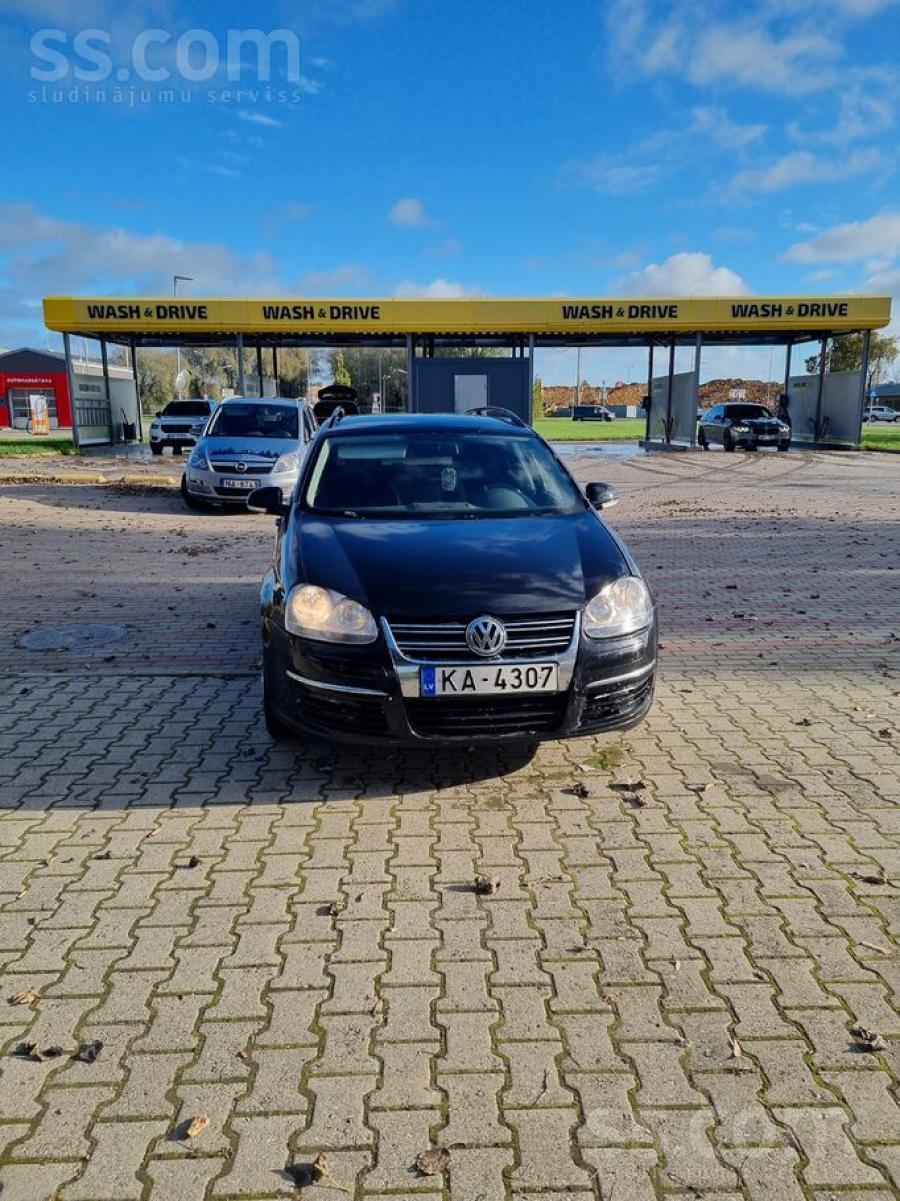 Melns Volkswagen Golf 2009 Ventspils, ar dzinēja tilpumu 1.90 L un nobraukumu 413 tūkst. km par 1950 €, foto 4 vietnē AUTOMOTO.COM.LV