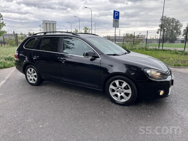 Melns Volkswagen Golf 2010 Rīga, ar dzinēja tilpumu 1.60 L un nobraukumu 275 tūkst. km par 3400 €, foto 3 vietnē AUTOMOTO.COM.LV