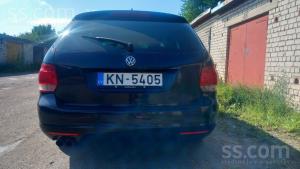 Black Volkswagen Golf 2010 in Liepaja, with an engine capacity of 2.00 L and mileage of 378 thousand km for 2500 €, photo 2 on AUTOMOTO.COM.LV