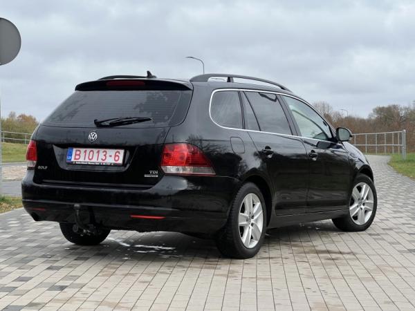Black Volkswagen Golf 2010 in Rezekne, with an engine capacity of 1.60 L and mileage of 258 thousand km for 4500 €, photo 11 on AUTOMOTO.COM.LV