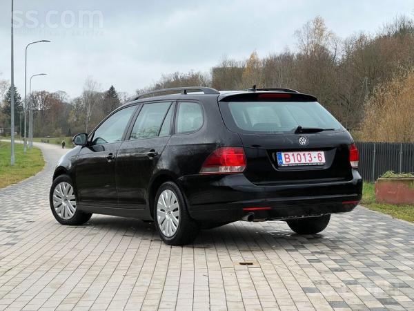 Melns Volkswagen Golf 2010 Rēzekne, ar dzinēja tilpumu 1.60 L un nobraukumu 0 tūkst. km par 4350 €, foto 5 vietnē AUTOMOTO.COM.LV