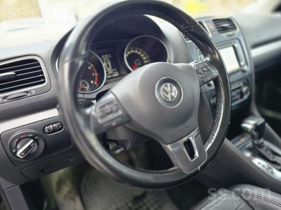 Black Volkswagen Golf 2010 in Riga, with an engine capacity of 1.40 L and mileage of 227 thousand km for 5900 €, photo 6 on AUTOMOTO.COM.LV
