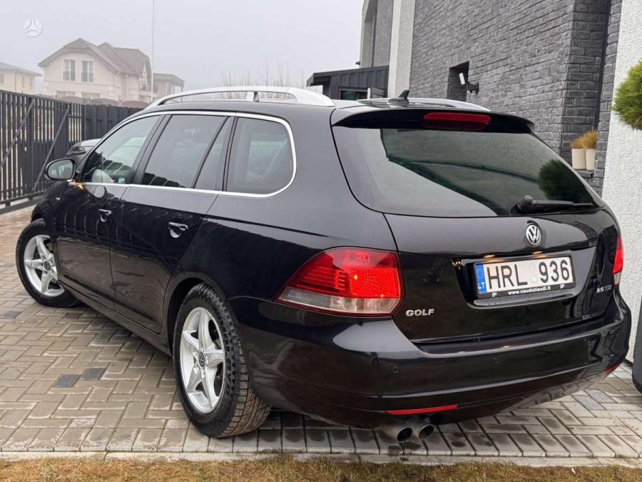 Black Volkswagen Golf 2010 in Vilnius, with an engine capacity of 1.97 L and mileage of 346 thousand km for 3900 €, photo 6 on AUTOMOTO.COM.LV