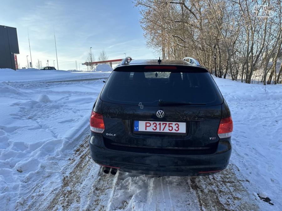 Black Volkswagen Golf 2010 in Panevezys, with an engine capacity of 1.40 L and mileage of 213 thousand km for 2499 €, photo 11 on AUTOMOTO.COM.LV