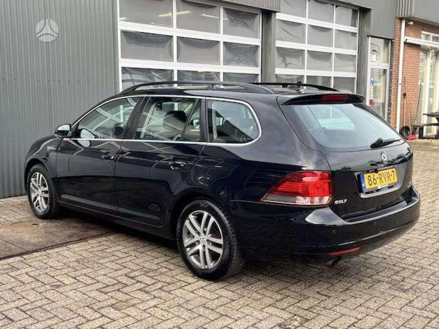Black Volkswagen Golf 2010 in Vilnius, with an engine capacity of 1.97 L and mileage of 309 thousand km for 3600 €, photo 5 on AUTOMOTO.COM.LV