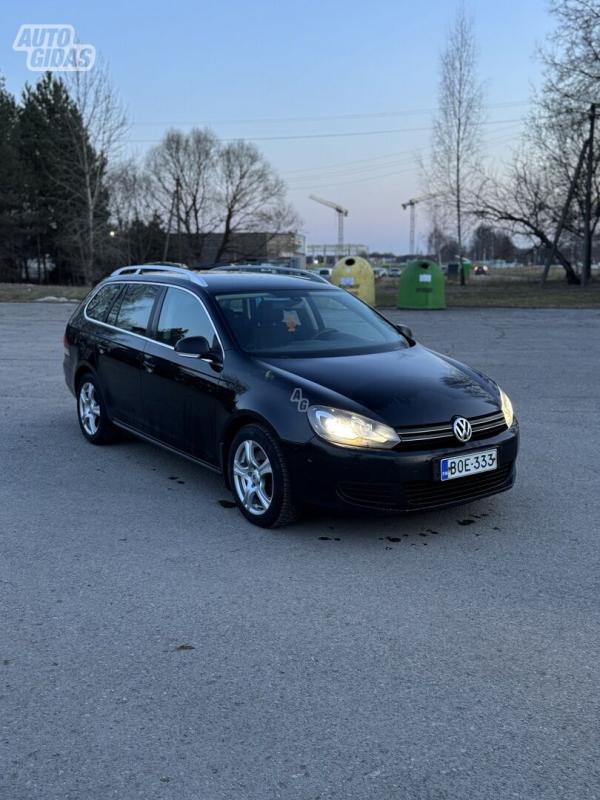 Black Volkswagen Golf 2010 in Mazeikiai, with an engine capacity of 2.00 L and mileage of 310 thousand km for 2800 €, photo 2 on AUTOMOTO.COM.LV