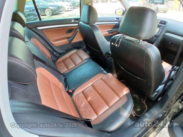 Melns Volkswagen Golf 2010 Tartu, ar dzinēja tilpumu 2.00 L un nobraukumu 250 tūkst. km par 4500 €, foto 10 vietnē AUTOMOTO.COM.LV