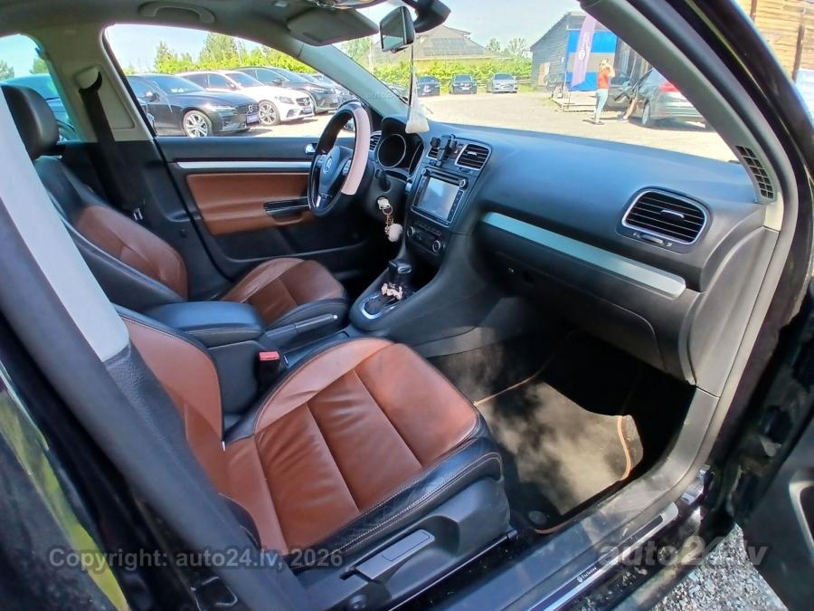 Melns Volkswagen Golf 2010 Tartu, ar dzinēja tilpumu 2.00 L un nobraukumu 250 tūkst. km par 4500 €, foto 12 vietnē AUTOMOTO.COM.LV
