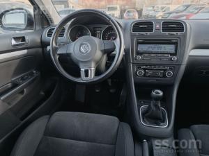 Black Volkswagen Golf 2010 in Liepaja, with an engine capacity of 2.00 L and mileage of 272 thousand km for 4290 €, photo 11 on AUTOMOTO.COM.LV