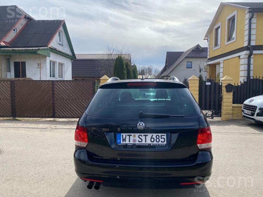 Black Volkswagen Golf 2010 in Daugavpils, with an engine capacity of 2.00 L and mileage of 0 thousand km for 4350 €, photo 5 on AUTOMOTO.COM.LV